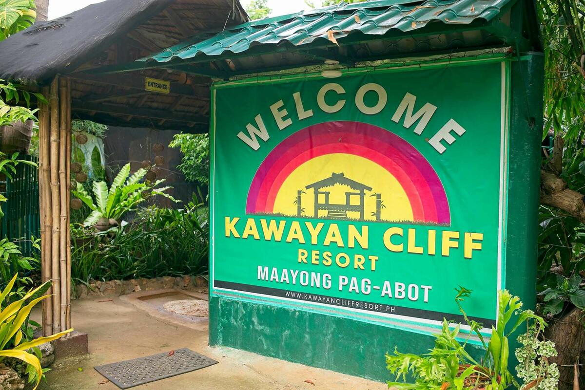 Stunning Cliff-Top Beachfront Resort in Initao