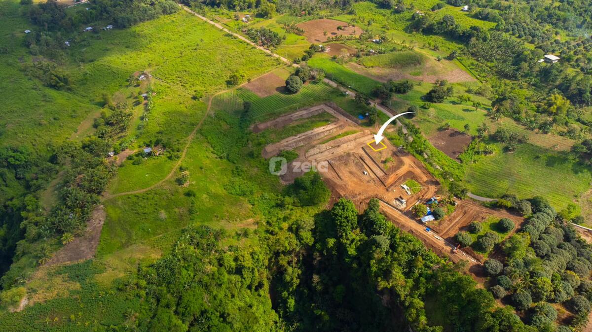 Corner Lot for Assume at Teakwood Crest