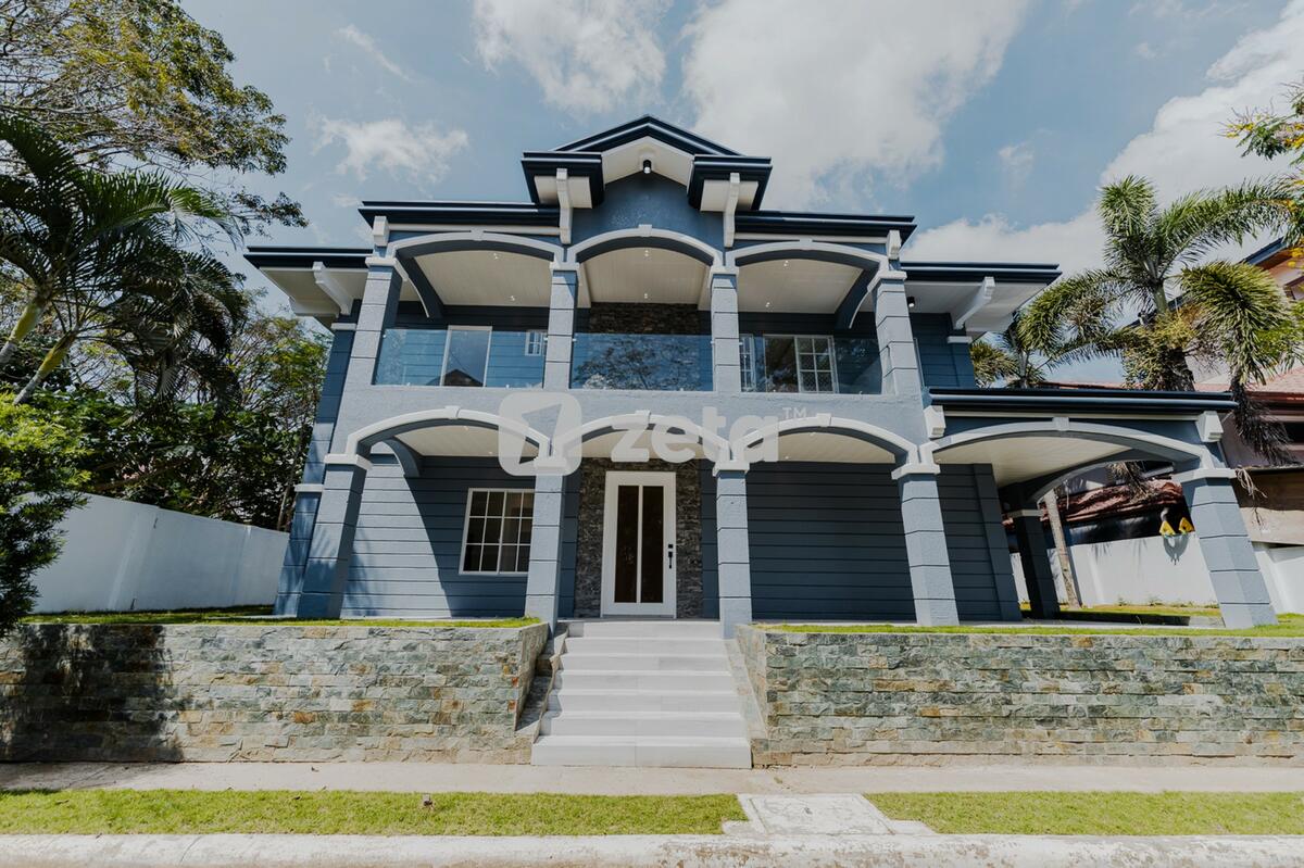 House and Lot for Sale in Xavier Estates