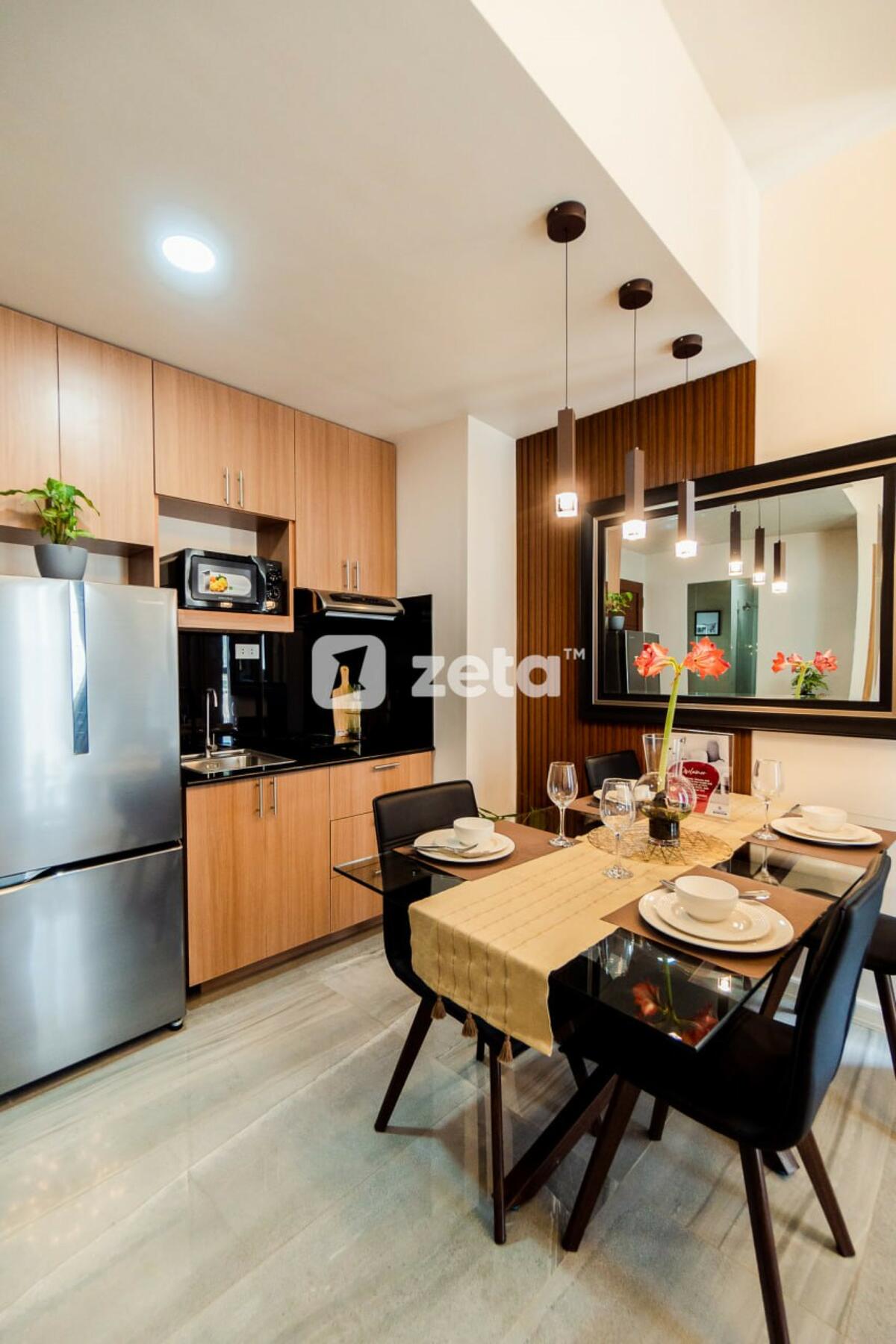 Alexandrite Columns Model Unit